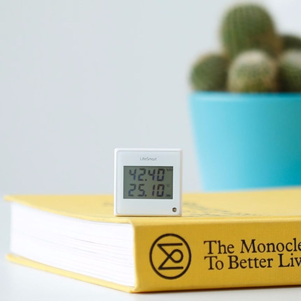 CUBE Environmental Sensor - LifeSmart™ | Wazzadu