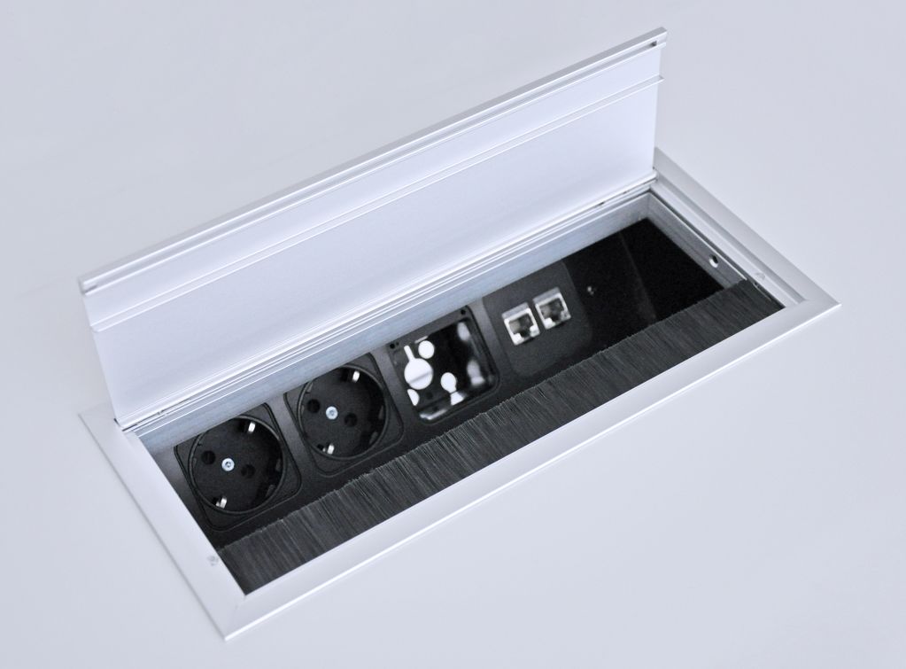 NETBOX COMBI 4 GANG - A&H MEYER | Wazzadu