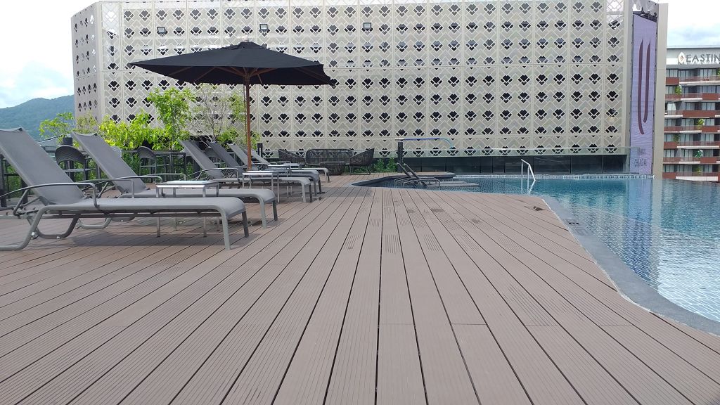 ยูนิมาน เชียงใหญ่ - ไม้เทียม WPC Watsadu Niyom | Wazzadu